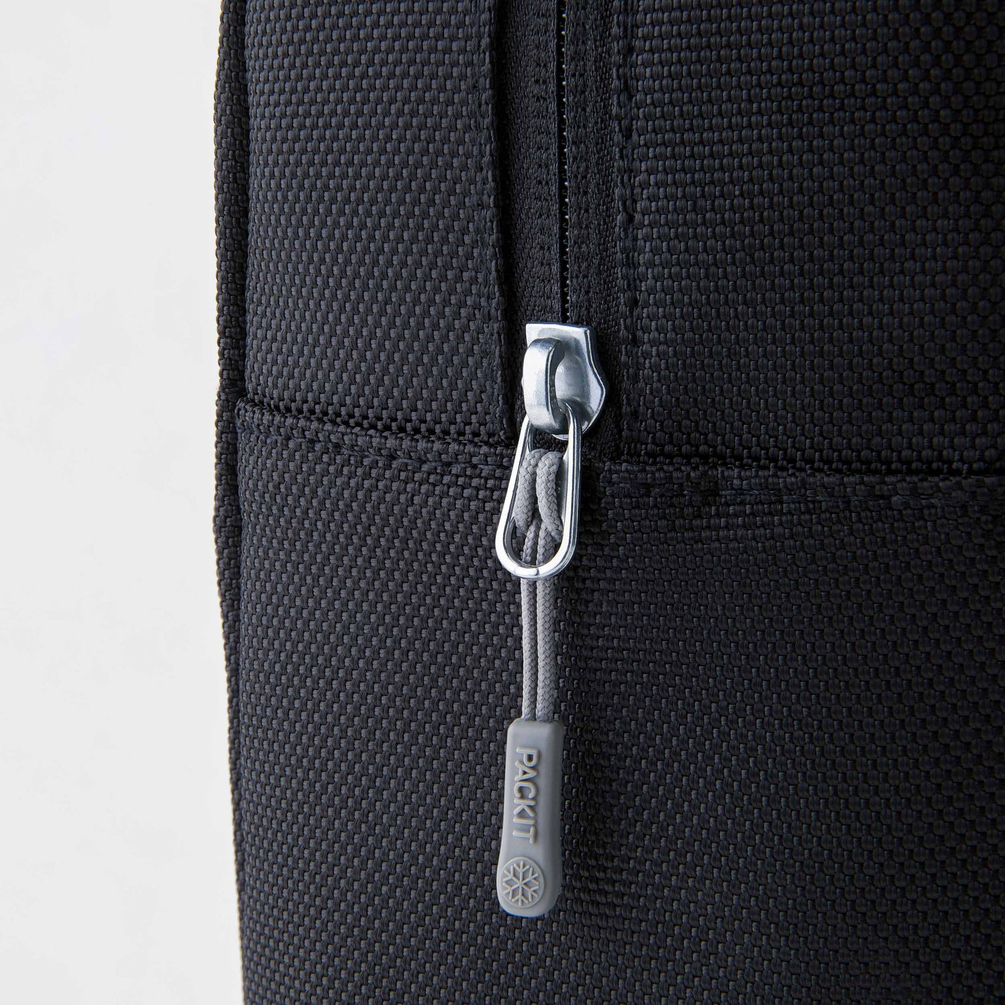 Freezable Wine Bottle Carrier w/ Crossbody Strap – PackIt